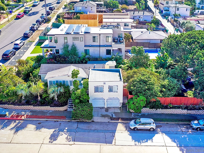 From above, Pescadero reveals its perfect balance—small enough to know your neighbors, spacious enough to breathe freely.