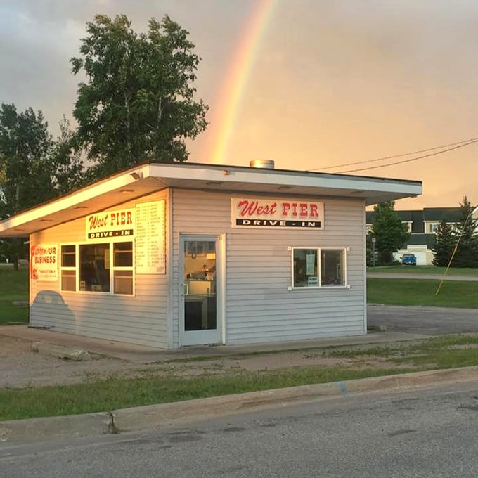 Even Mother Nature approves—sending a rainbow to highlight what locals already know: this little drive-in is truly the gold at the end.