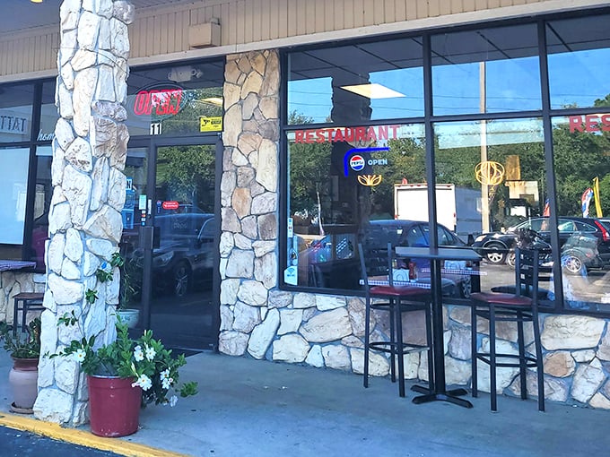Even the outside seating area invites you to linger. Florida weather and comfort food—a match made in heaven.