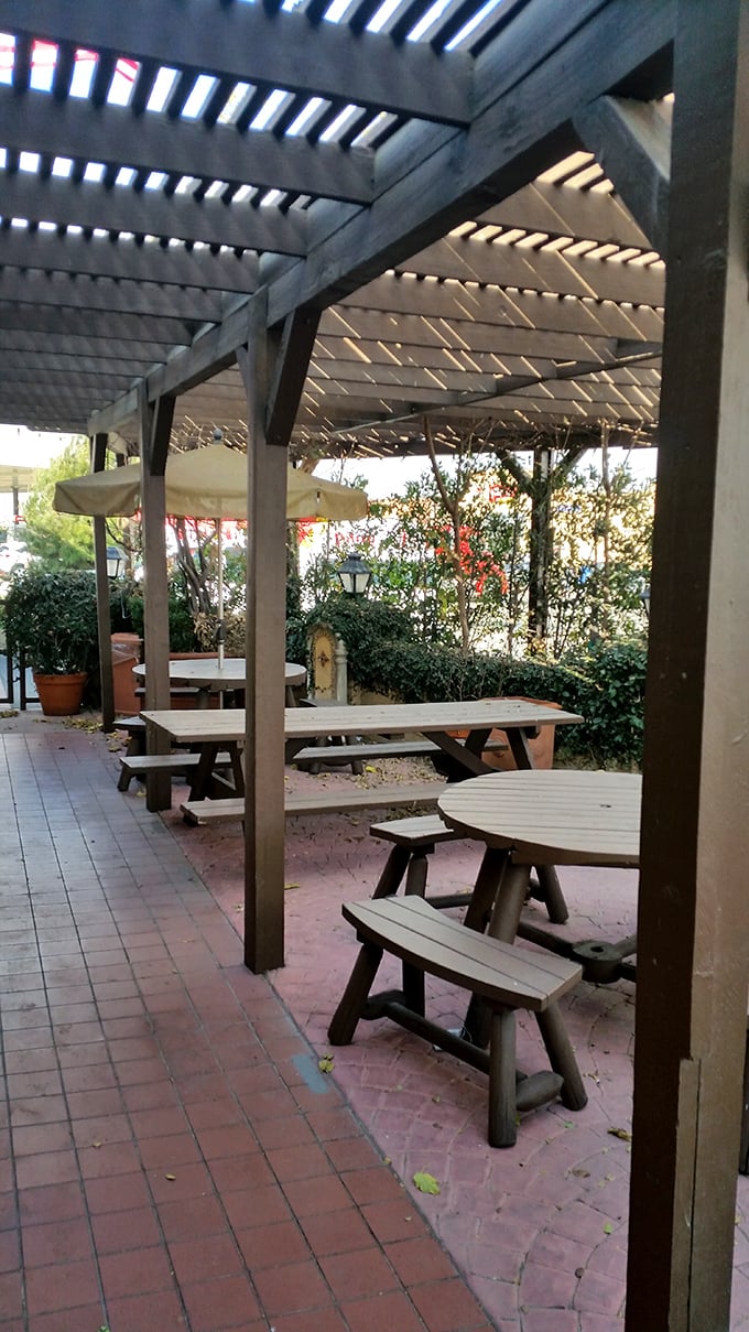 Desert dining al fresco style, where fresh air makes every bite taste even better than expected.