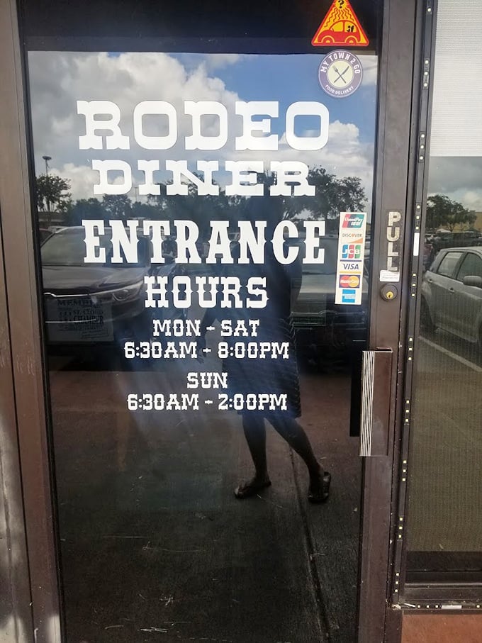 Early birds get the pancakes – Rodeo Diner's hours accommodate both the sunrise crowd and those who believe breakfast is an all-day affair.
