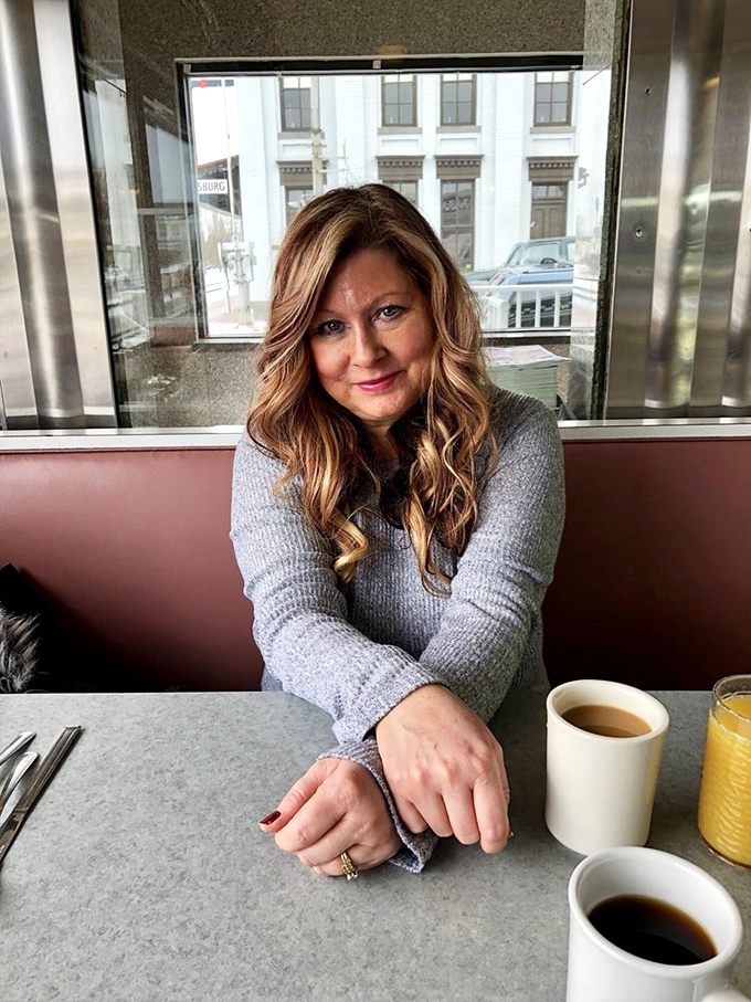 The diner window seat—where you can enjoy your coffee, watch Gettysburg go by, and contemplate ordering that second slice of pie.