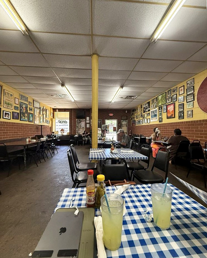 Every table tells a story at H&H, where lemonade flows freely and conversations blend with the clinking of forks.