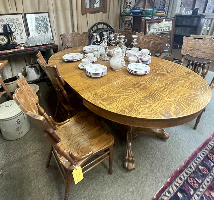 This tiger oak dining set has hosted countless family dinners since the early 1900s. Just imagine the conversations it's witnessed.