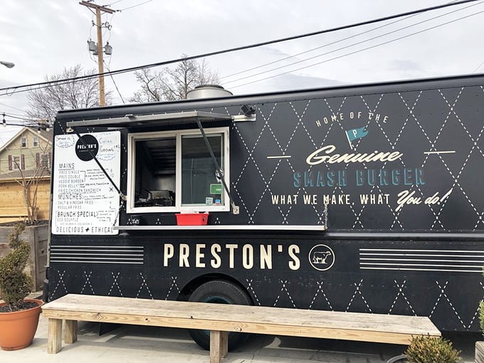The food truck that started it all—a mobile testament to the fact that burger perfection doesn't require fancy real estate.