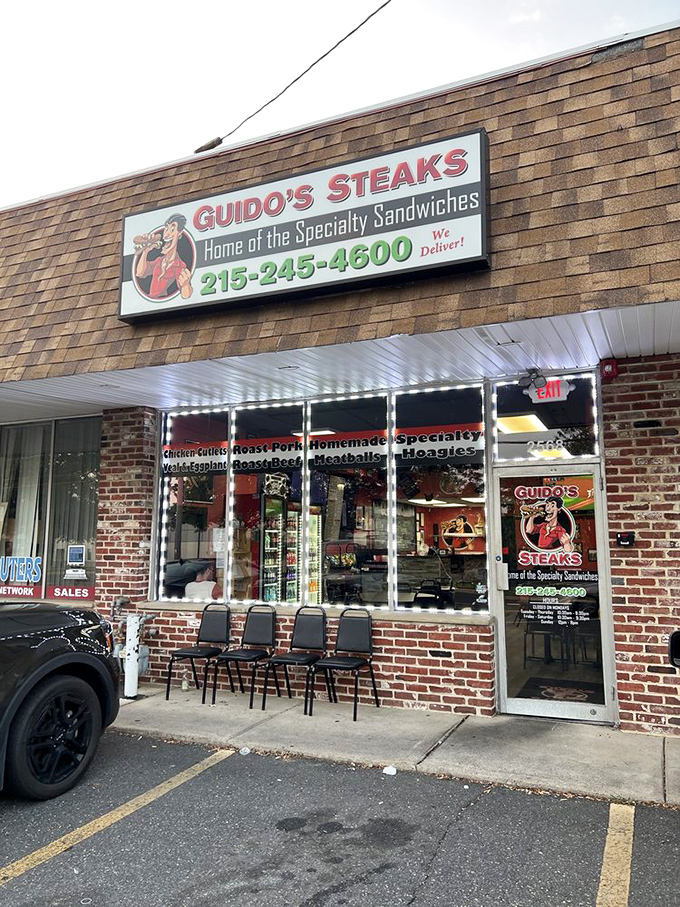 Even the outdoor view hints at the deliciousness waiting inside – sometimes the best treasures have the simplest exteriors.