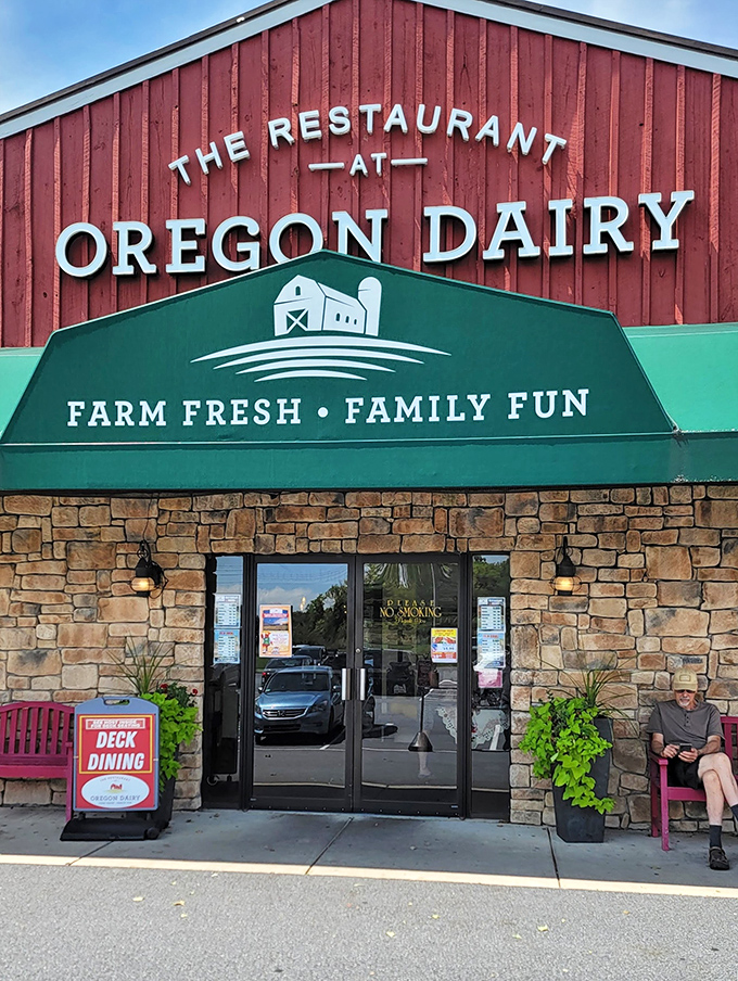 The promise of "Farm Fresh • Family Fun" isn't just marketing—it's a mission statement carved into the Pennsylvania landscape.