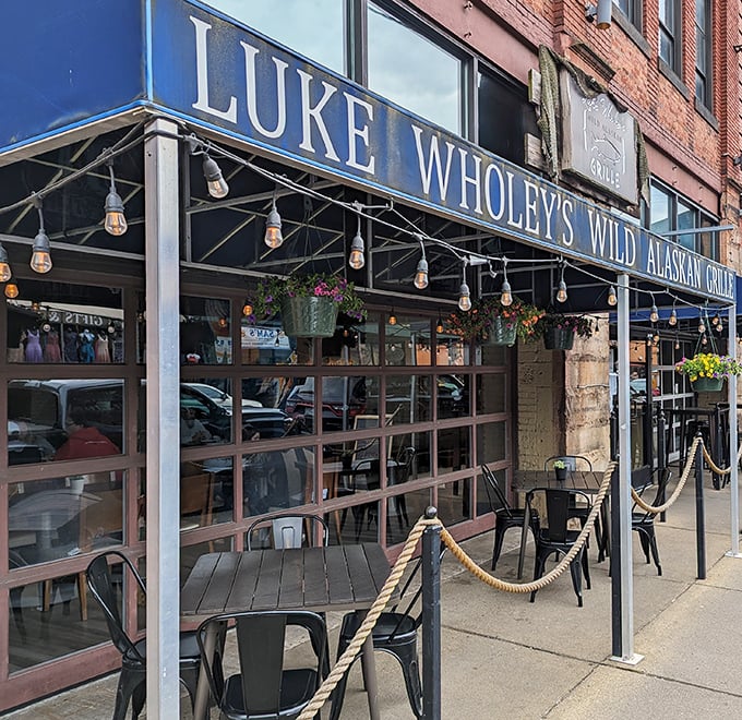 Outdoor seating where the Strip District's energy meets maritime tranquility. The perfect spot to people-watch while savoring treasures from the deep.