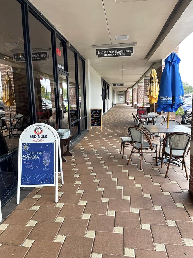 Florida sunshine meets German gemütlichkeit on this outdoor patio. When the weather's this perfect, even schnitzel tastes better al fresco.
