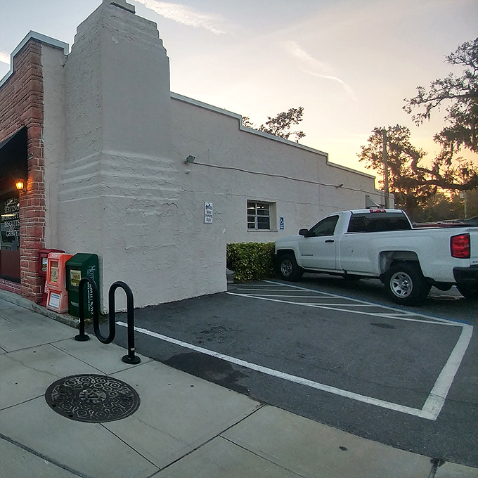 Even the parking area has that no-nonsense charm that says, "We put our effort into the food, not fancy landscaping."