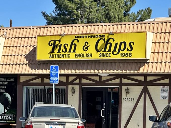 That sign isn't just announcing a restaurant – it's a beacon of consistency in a city where culinary trends change faster than traffic patterns.
