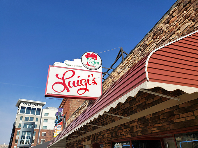 That sign against the blue Ohio sky is more than just a restaurant marker—it's a beacon of culinary consistency in an ever-changing world.