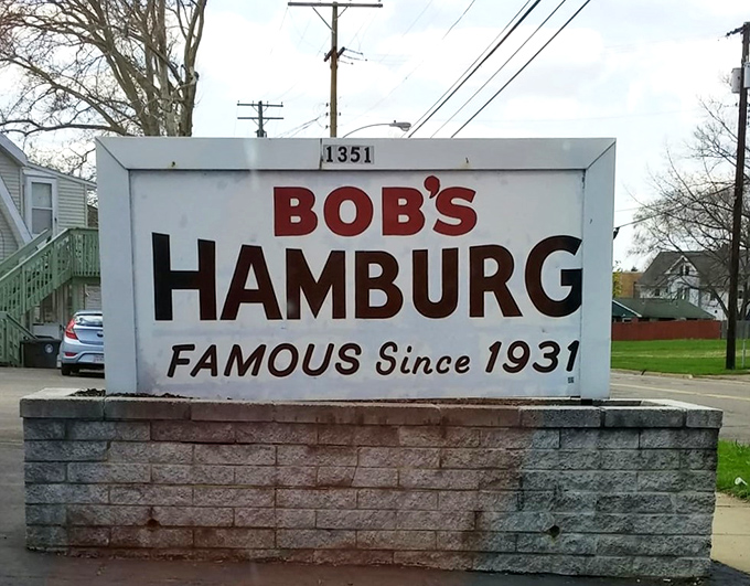 The sign says it all – "FAMOUS Since 1931" – because when you've been doing something right for that long, why change a thing?