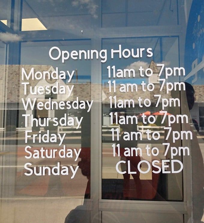 These hours are worth memorizing—your stomach will thank you for knowing exactly when you can get your Wilson's fix.