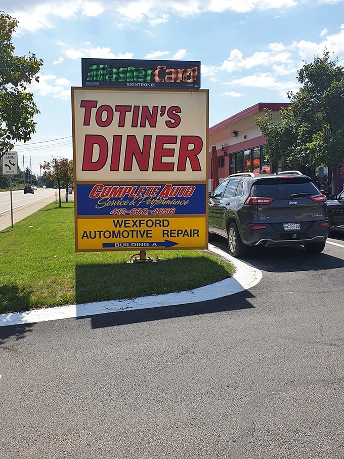 Street signage announces this hidden gem to lucky passersby who stumble upon breakfast paradise in suburban Pennsylvania.
