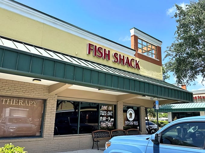 The sign says it all – Fish Shack keeps it simple. No frills, just thrills for your taste buds at this Lighthouse Point gem.