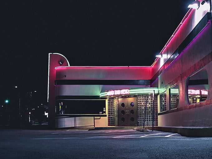 When neon meets nighttime, magic happens – and so does the best chicken fried steak around.