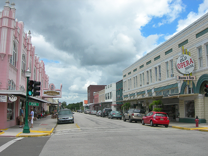 Small-town charm meets big-hearted hospitality in this perfectly preserved slice of old Florida.