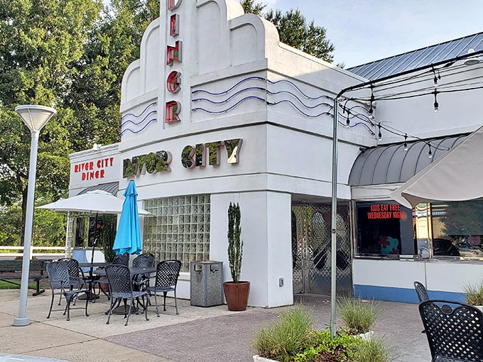 Outdoor seating at River City Diner where pancakes and sunshine create the perfect morning duet.