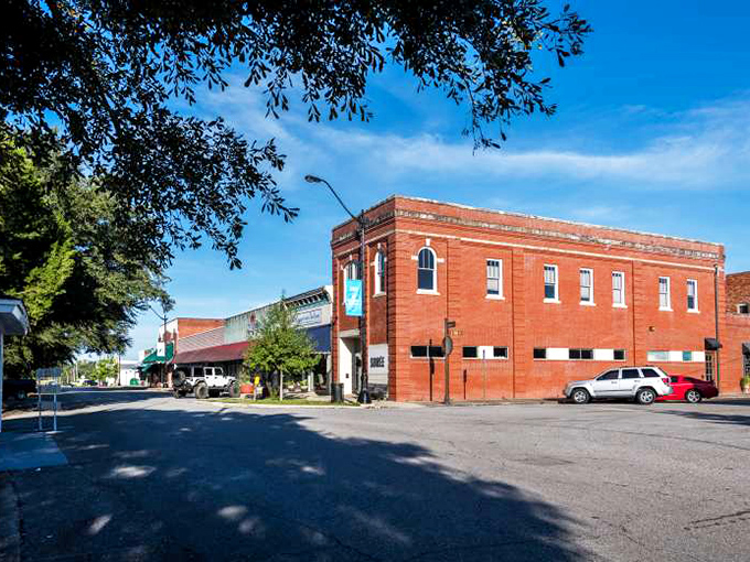 Downtown DeFuniak Springs feels like time travel without the flux capacitor. Red brick buildings holding stories older than your favorite jeans.