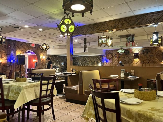 Step inside and suddenly you're not in Kansas—or Illinois—anymore. These lanterns have witnessed decades of memorable meals and mai tai moments.