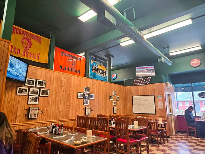 High school pennants and SIU memorabilia line the walls, telling the story of a restaurant deeply woven into the fabric of the community. Comfort food with a side of local pride.