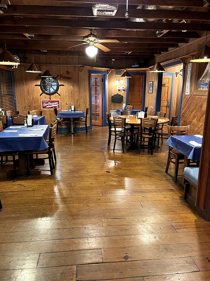 Wooden walls, navy tablecloths, and maritime decor transport you straight to a Maine fishing village. No passport required, just an appetite.