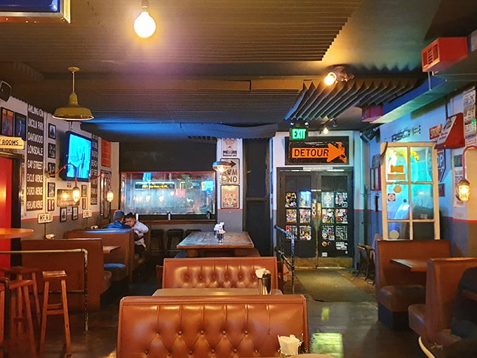 Part dive bar, part neighborhood hangout – the kind of place where everybody becomes a regular after one visit.