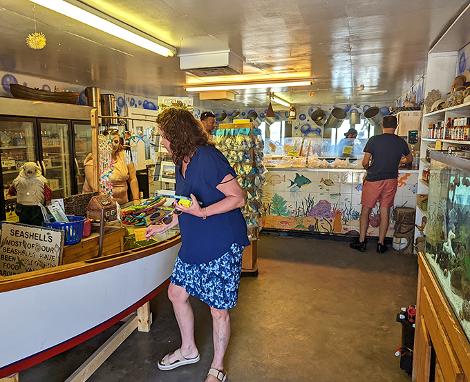 Inside this maritime treasure trove, locals browse fresh catches while tourists discover what Floridians have known for years—authenticity trumps ambiance.