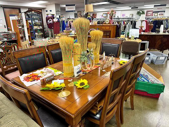 This dining set isn't just furniture—it's someone's future Thanksgiving table. Complete with seasonal decor that whispers, "Yes, you too can be Martha Stewart on a meatloaf budget."