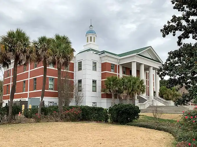 Beaufort's County Courthouse stands proud with its red brick and white columns. Southern architecture that says "justice with a side of architectural splendor."
