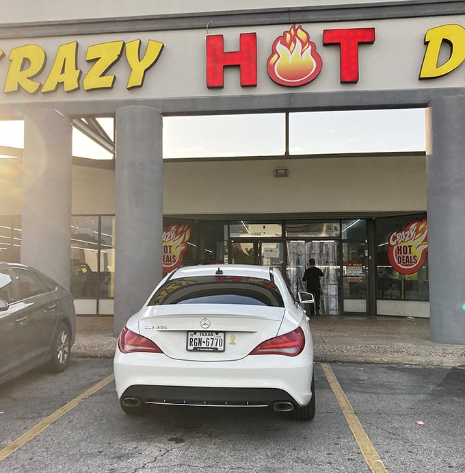 The entrance to treasure-hunting paradise, where Mercedes drivers and pickup owners unite in pursuit of the perfect deal.