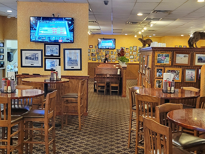 Inside, wooden tables and photo-lined walls create that perfect "come as you are" atmosphere where memories are made between bites.