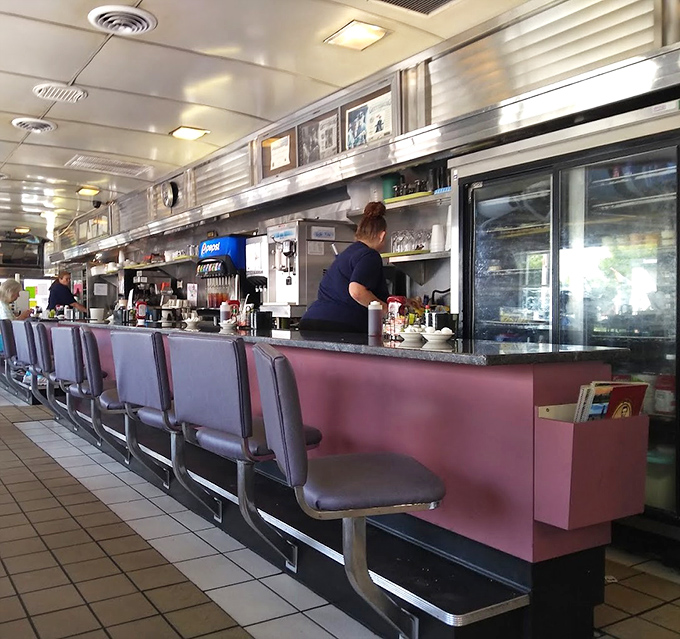Where dreams are made on a flat-top grill. The counter seating offers front-row tickets to the breakfast ballet performed daily.
