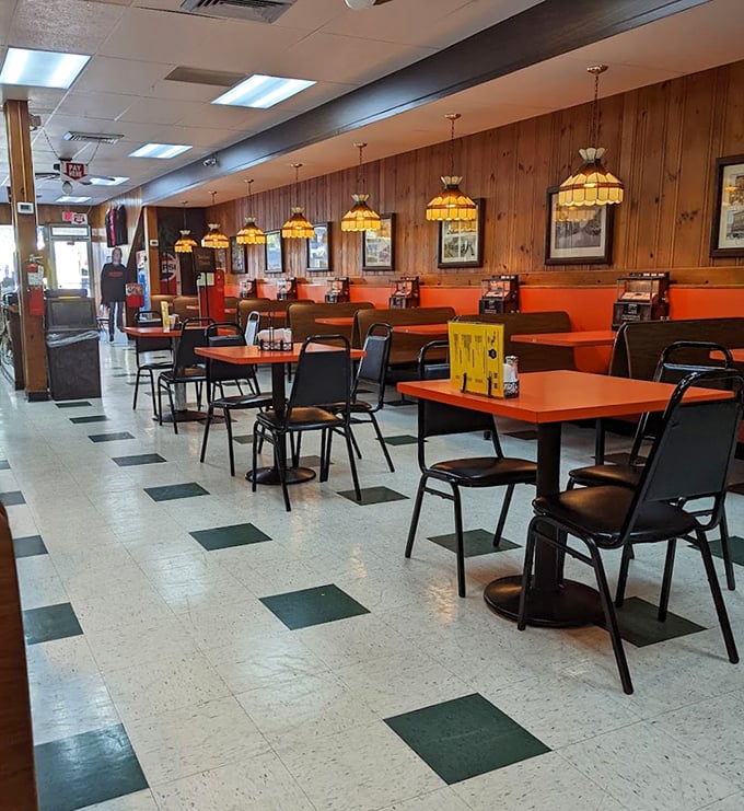 Step inside and time travel to an era when conversations happened face-to-face and Tiffany-style lamps cast a warm glow over comfort food.