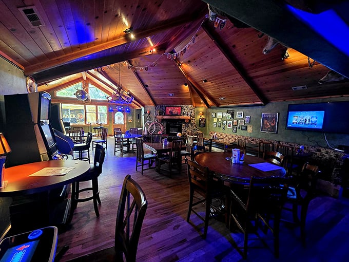 Step inside to wooden beams, warm lighting, and mismatched chairs that somehow create the perfect harmony of cozy nostalgia.