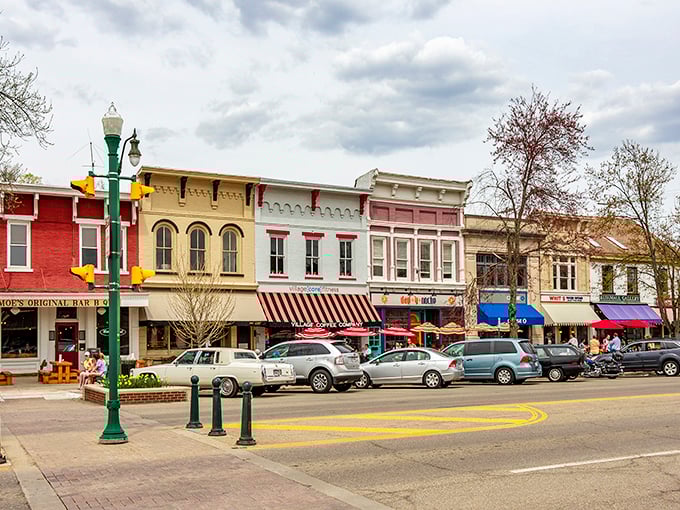Granville's storybook main street looks like it was plucked straight from a Norman Rockwell painting. Pure Americana at its finest!