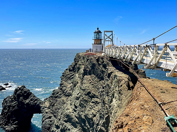Point Bonita's dramatic clifftop perch makes you wonder if Alfred Hitchcock missed a golden opportunity for a suspense scene.