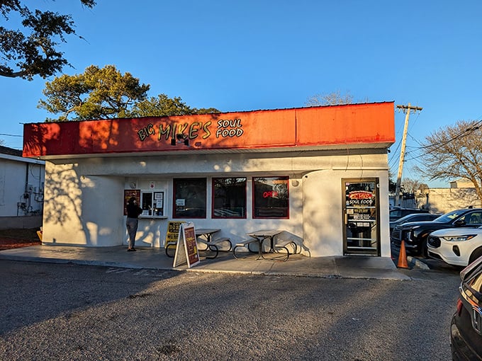 Same building, different light – Big Mike's Soul Food looks just as inviting in the sunshine as it does in the shade.