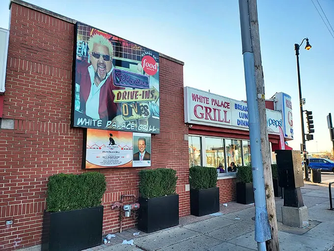 The Food Network-approved White Palace Grill wears its celebrity status proudly. This Chicago diner has fed everyone from movie stars to midnight cab drivers.