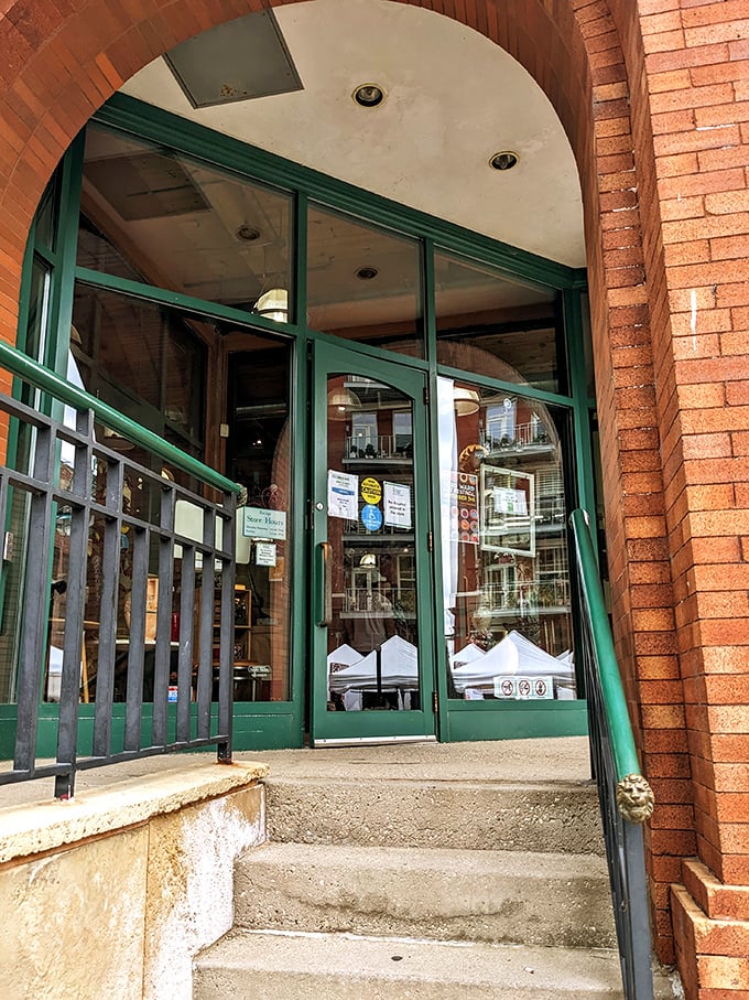 Step through these doors and enter a world where "thrifty" and "stylish" aren't mutually exclusive terms – your wallet will thank you later.