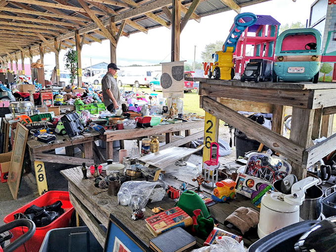 Organized chaos at its finest. Each table tells a story—and might just have that exact thing you didn't know you needed.
