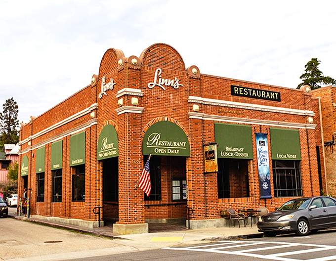 Linn's Restaurant's brick façade houses what locals whisper might be the best olallieberry pie this side of heaven.