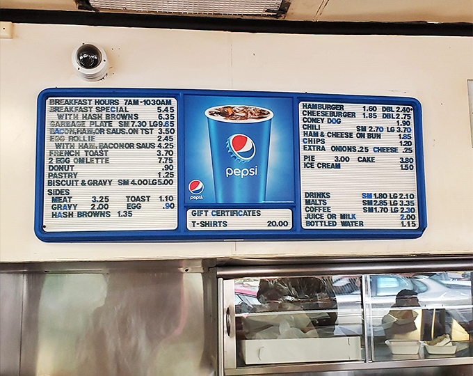 The no-frills menu board tells you everything you need to know: burgers, breakfast, and pie. No avocado toast or deconstructed anything in sight.