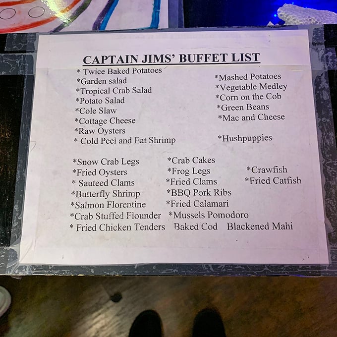 This menu reads like a seafood lover's bucket list – from snow crab legs to frog legs, it's an aquatic adventure on paper.