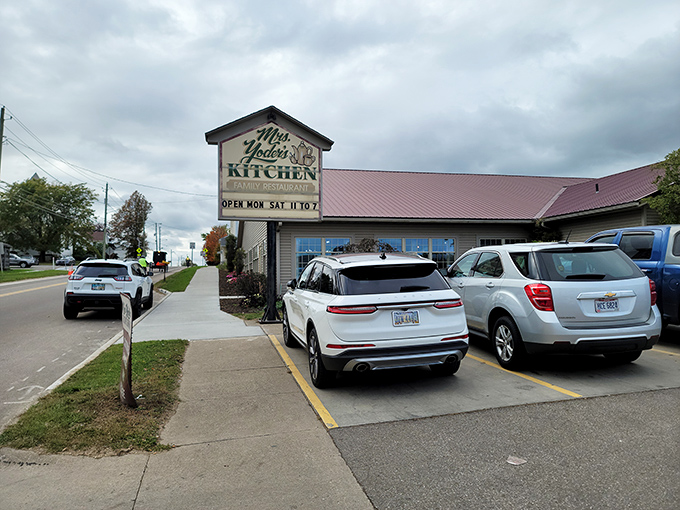 Mrs. Yoder's Kitchen isn't trying to be Instagram-famous—they're too busy making food that would make your grandmother jealous. 