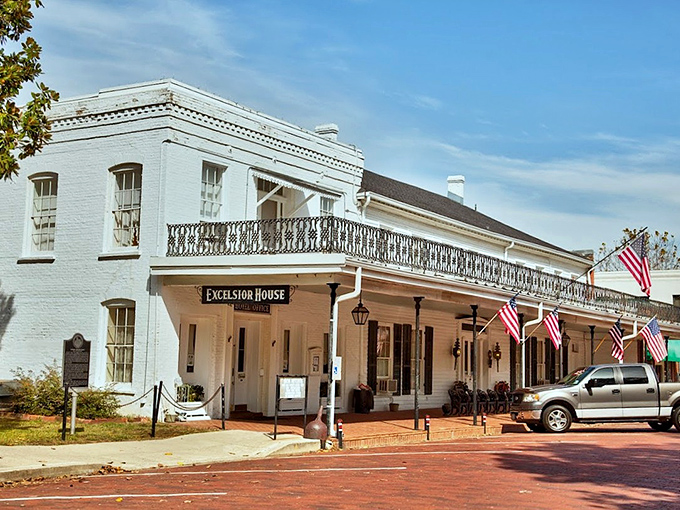The Excelsior House has been hosting travelers since before your great-grandparents were born – and it shows beautifully.