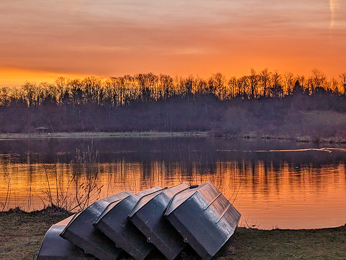 Nature's own light show at dusk—when Sunny Lake's waters turn to liquid gold and stress simply evaporates into thin air.