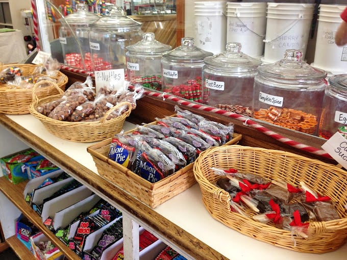 Old-school candy jars that would make Willy Wonka himself nod in approval.