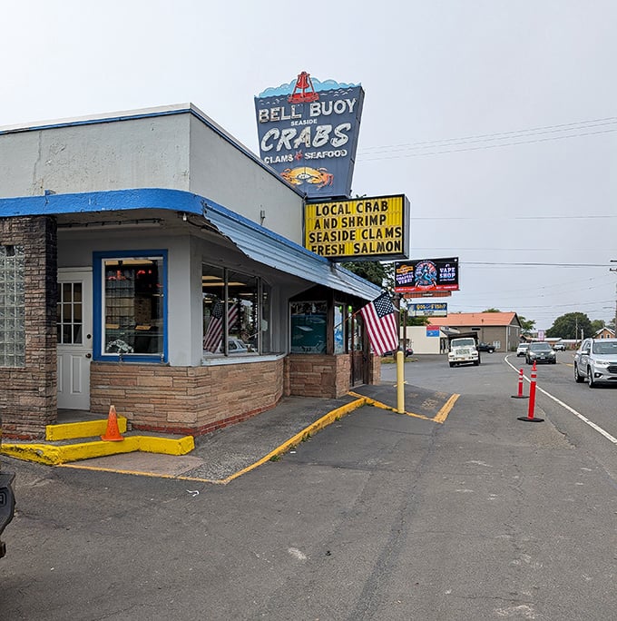 Bell Buoy's no-frills exterior is seafood's version of "don't judge a book by its cover" – treasures await inside.